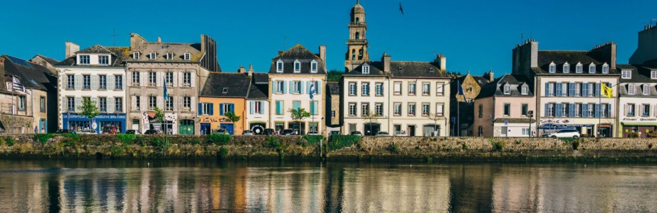 Finistère. Pourquoi la ville de Landerneau est-elle surnommée la ...