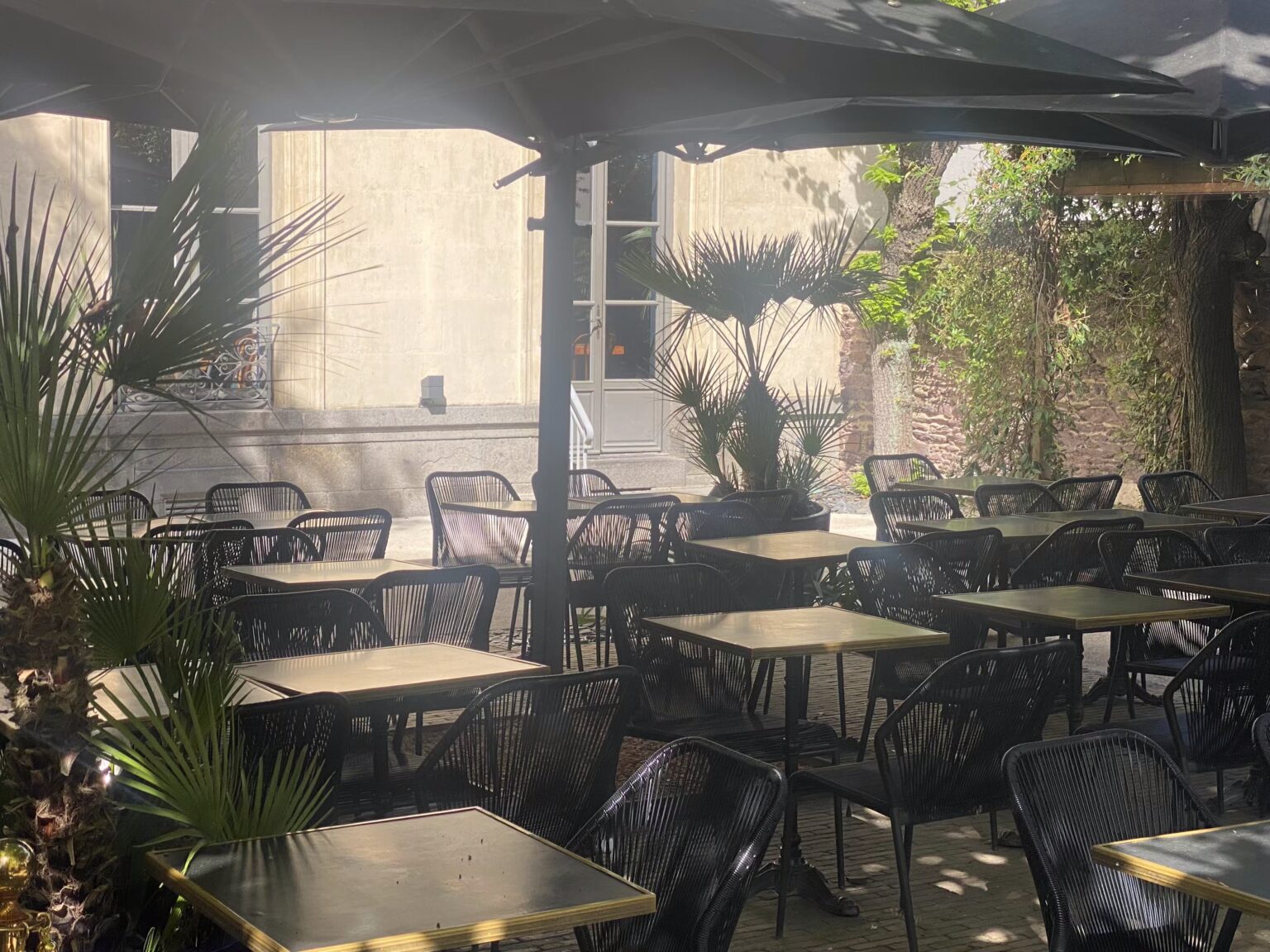 Rennes. Le restaurant Bouillon Liberté est-il un bouillon ou une ...