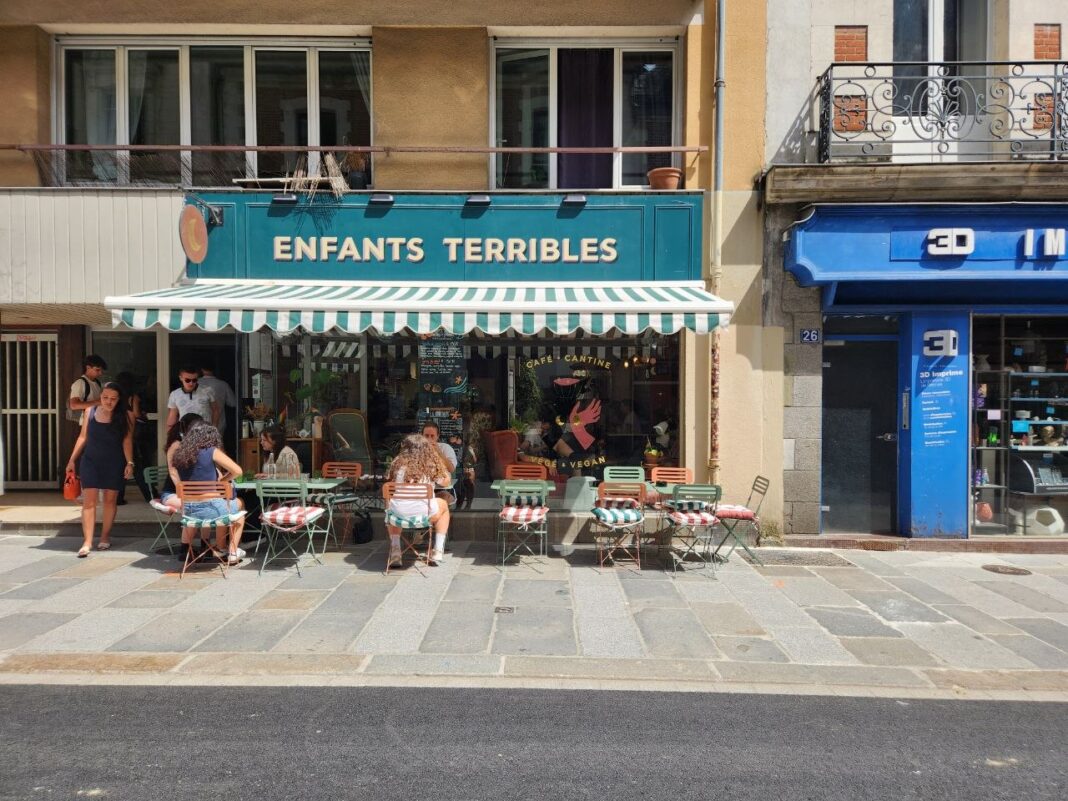 Rennes. Les nouvelles terrasses de la rue d’Antrain ont fière allure ...